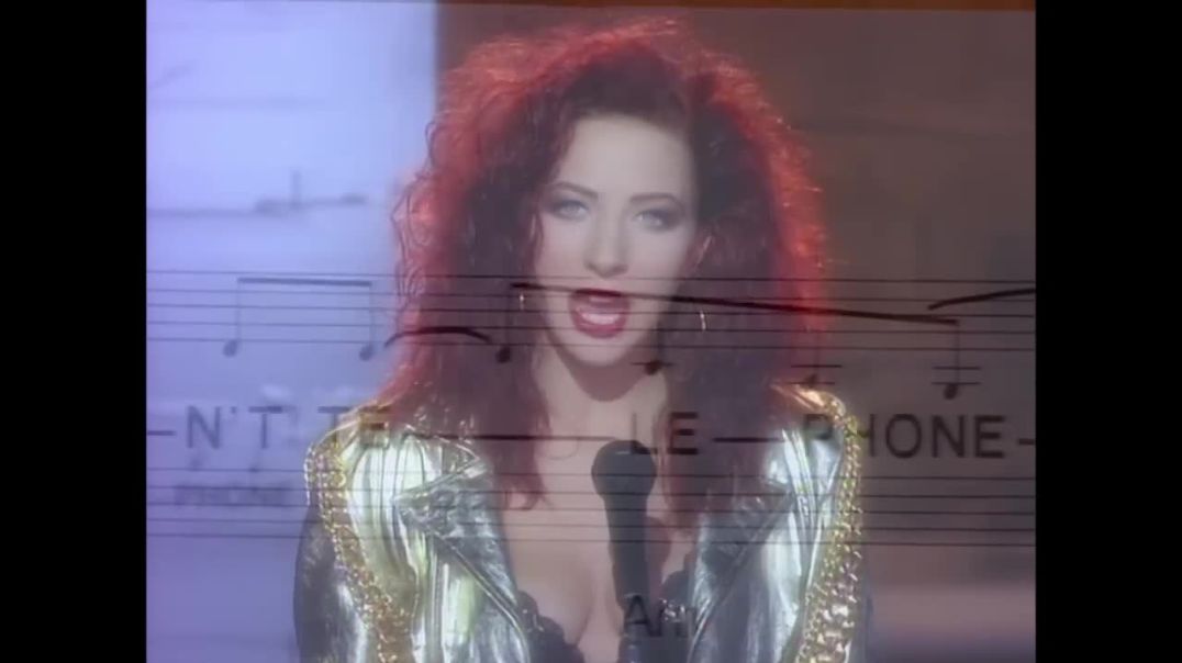 Fuzzbox - Self - Can anyone figure out how to play this hook at 26 - 28 ...