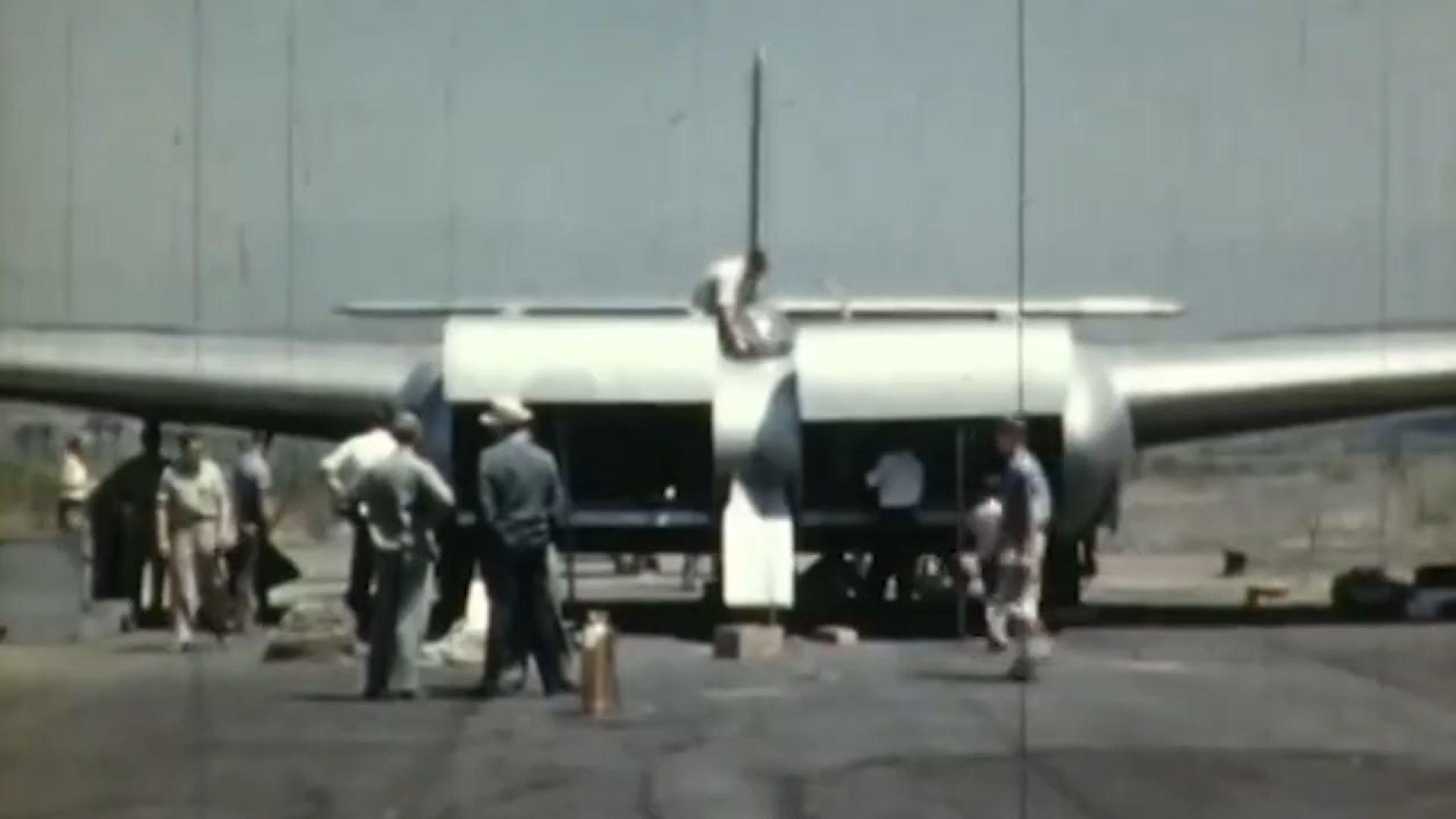 A 200 MPH Flying Wing Assault Glider - XCG-16